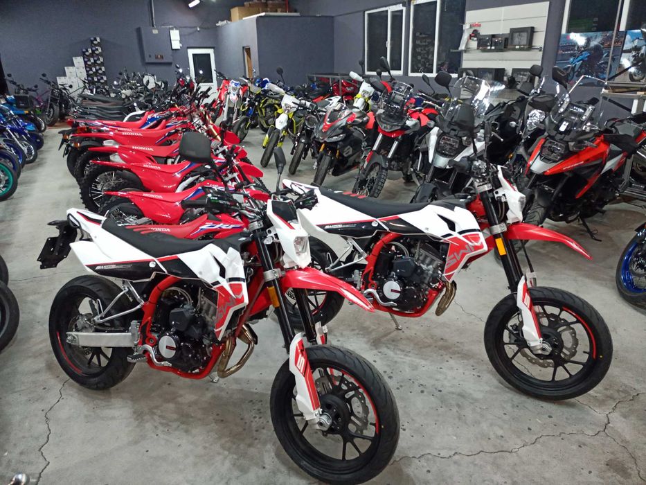 SWM SM 125R ABS nou Pret Promo prin Est Bike Adventure Constanta • OLX.ro