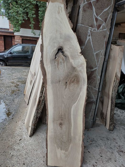 Cherestea din lemn de nuc/ scândură nuc uscată și prelucrată Cluj ...