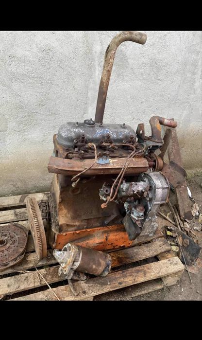Vand tractor u650+plug pp4+motor u445 Brastavatu • OLX.ro
