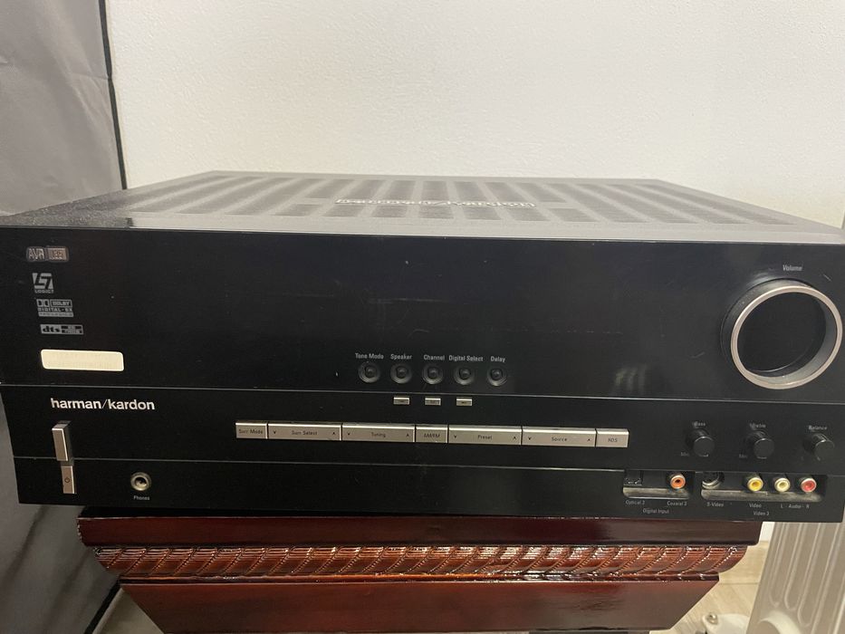 Statie& boxe Harman/Kardon Brateiu • OLX.ro