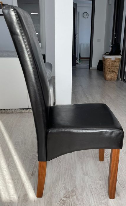 Set 6 scaune lemn cu piele neagra la jumate de pret Brasov • OLX.ro