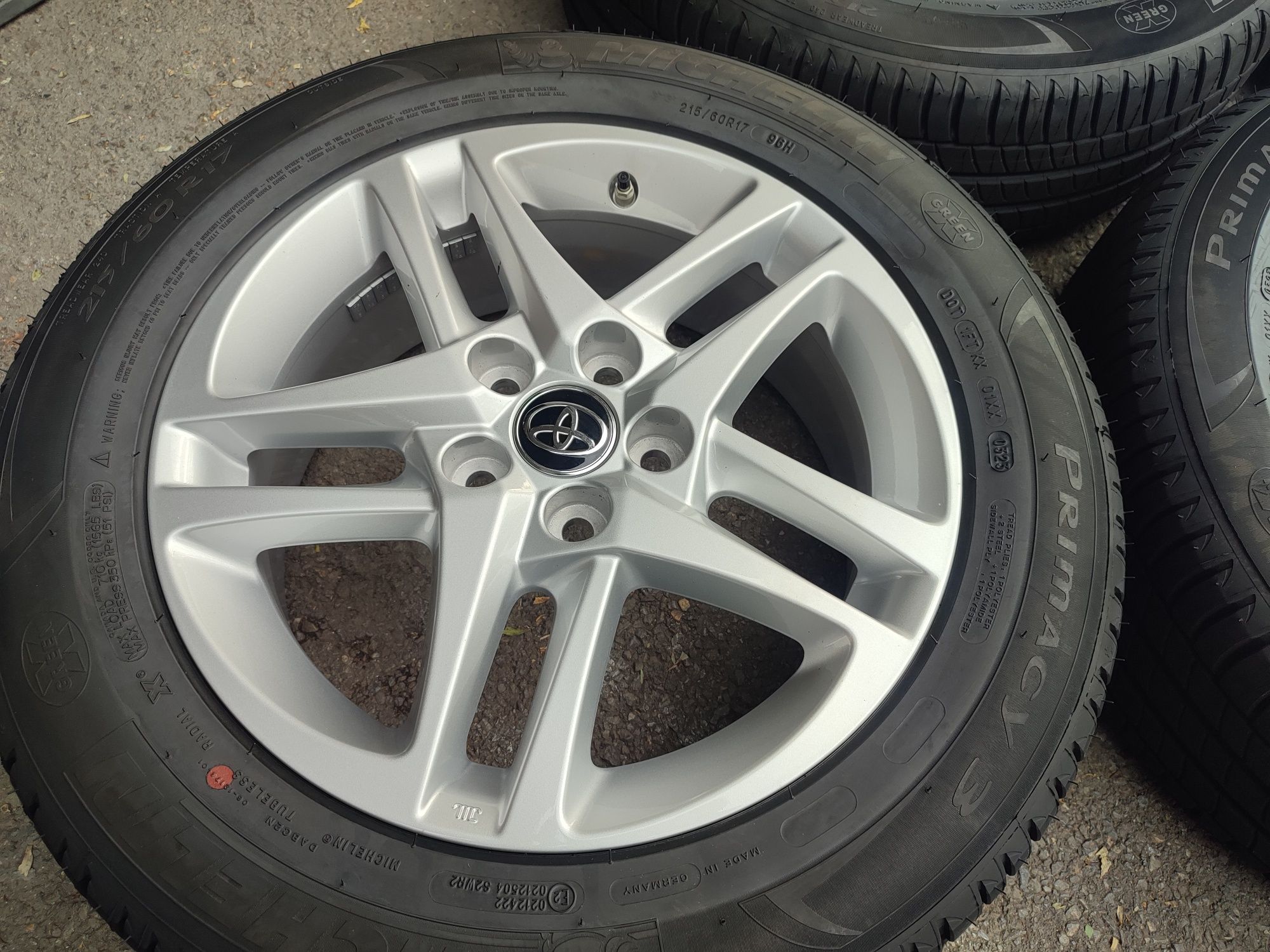 17" оригинални алуминиеви джанти за Toyota C-HR,Corolla,Auris... гр ...