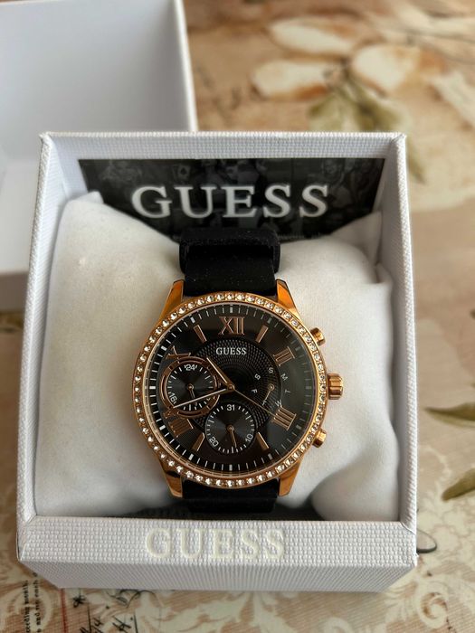 Оригинален часовник Guess гр. Самоков • OLX.bg