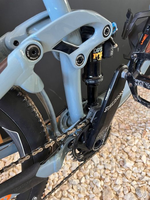 Giant REIGN 1.5 GE - Custom Ploiesti • OLX.ro