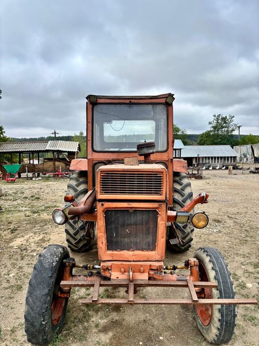Vând tractor U650 Gainusa • OLX.ro