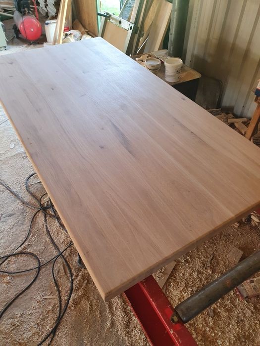 Trepte, trepte casetate si panouri din lemn de stejar, frasin si molid ...