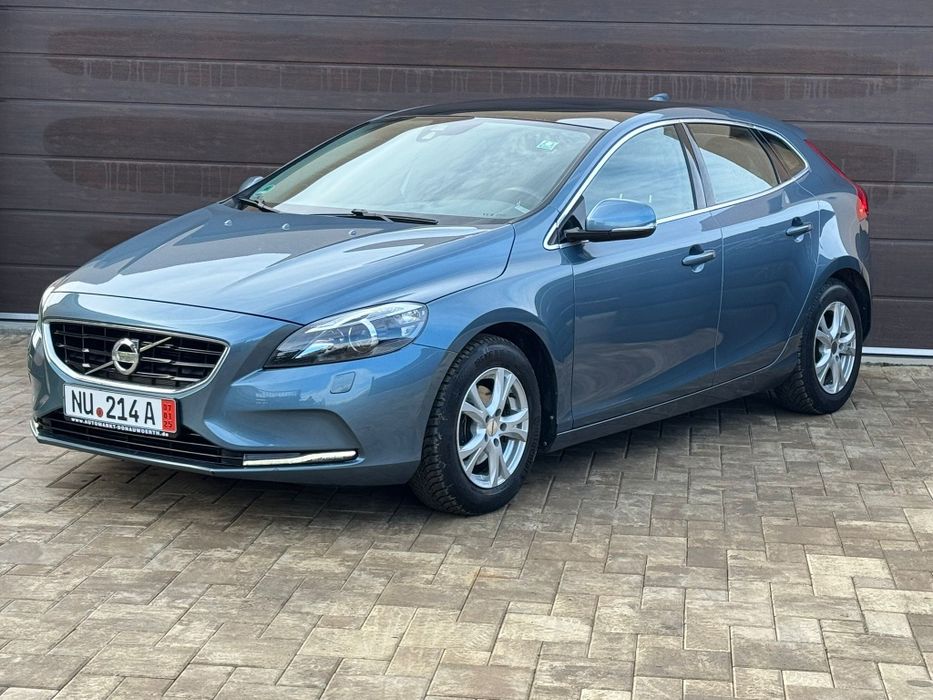 Volvo V40, Panoramic, Camera spate, Carlig, Incalzire scaune. Dosu ...