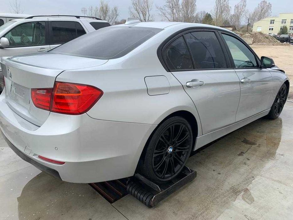 Dezmembrez bmw f30 seria 3/bara fata f30/usi f30/stopuri f30 ...