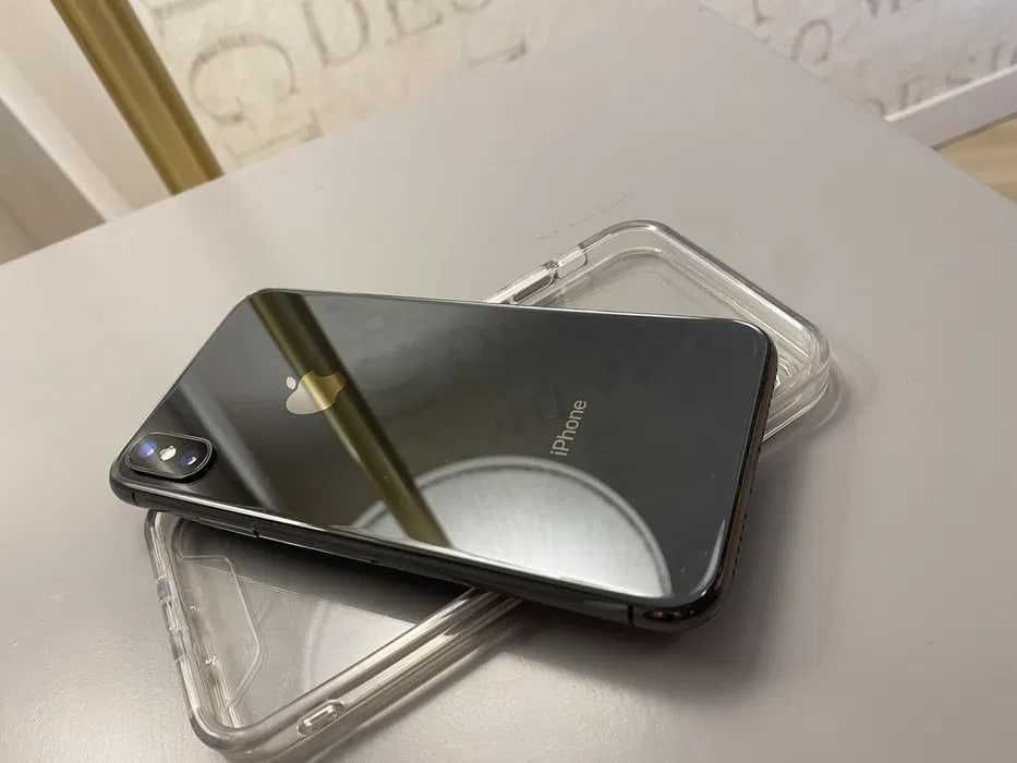 Apple iPhone X 64 Bacau • OLX.ro