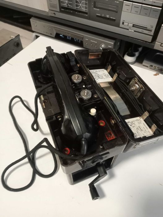 Vind telefon vechi de armata Germană Braila • OLX.ro