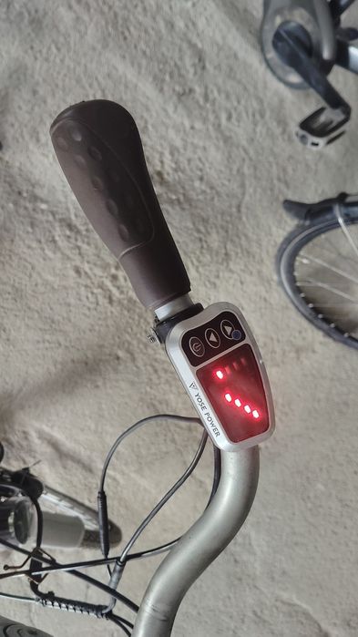 Biciclete electrice Cube si Batavus mai am la ea 2 roti motoare și o b Zarnesti • OLX.ro