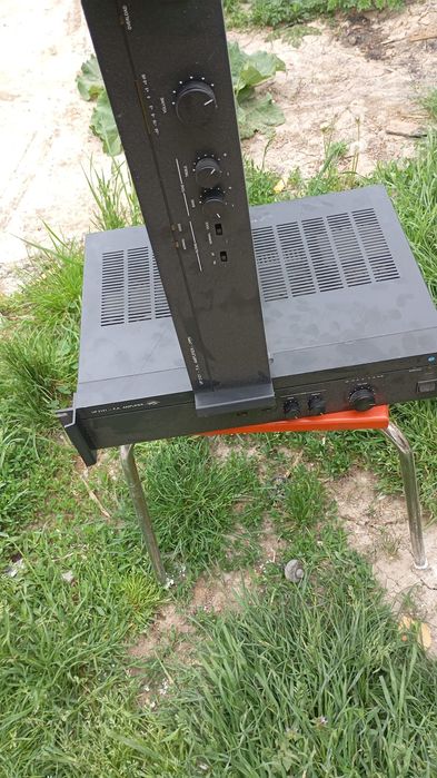 Vand/schimb amplificatoare audio Miroslava • OLX.ro