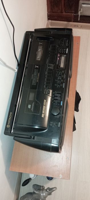 Radio-casetofon Hitachi Oltenita • OLX.ro