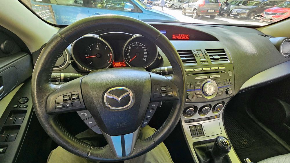 Autovehicul Mazda 3, rulaj doar 87809 km Bucuresti Sectorul 4 • OLX.ro