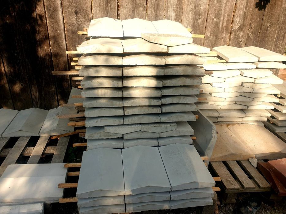 Capace de gard/ palarii/coame gard Turda • OLX.ro