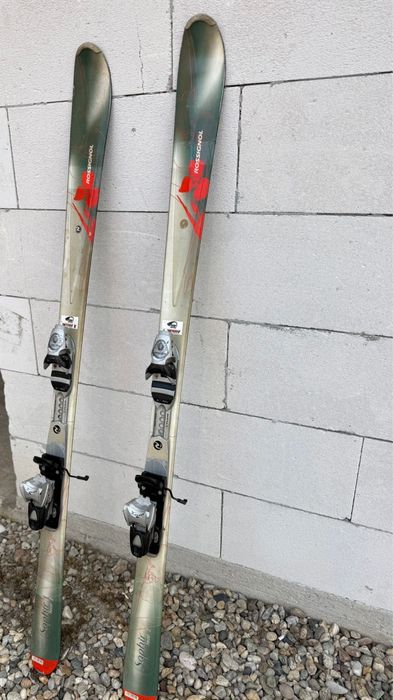 Schiuri neutilizate in stare foarte buna Deva • OLX.ro