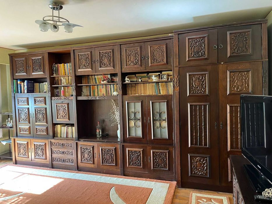 Mobilier living lemn masiv sculptat – set complet Baia Mare • OLX.ro