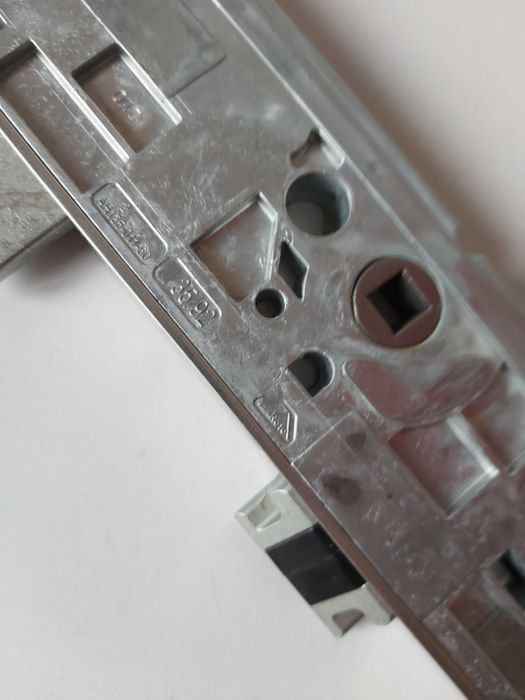 ROTO broasca usa termopan PVC 35/92 Corunca • OLX.ro