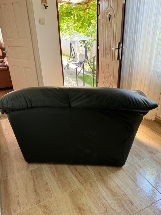 Canapea de piele Targu Jiu • OLX.ro