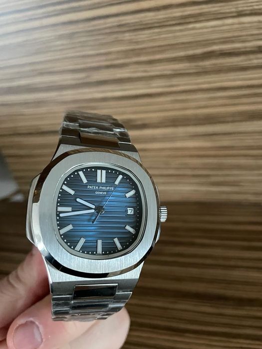 Patek Philippe nautilus 40 mm гр. София Център • OLX.bg