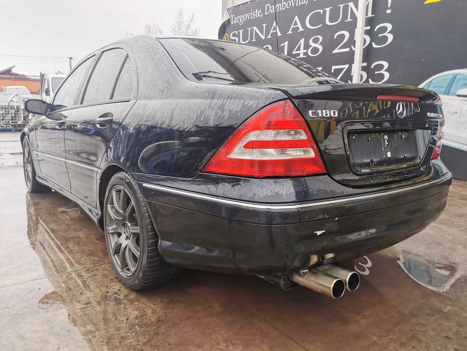 Dezmembrez mercedes w203 amg/bara fata amg/bara spate amg/far 203/ Targoviste • OLX.ro
