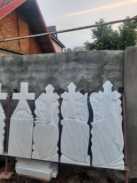 Felinare (metal) pentru cimitir PLACI FUNERARE .FOTOGRAFII. GRAVRA ...