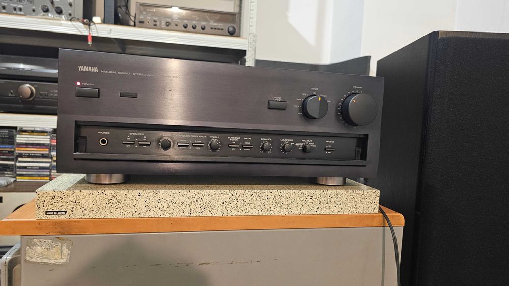 Amplificator Yamaha AX-1090 cap de serie stare foarte buna, test video ...