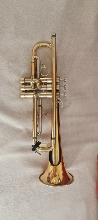 Trompeta Antoine Courtois evolution II Stana • OLX.ro