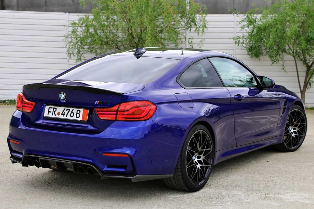 BMW M4 / Competition / 450 CP / 3 Butoane /CARBON/HeadUp/Harman Kardon ...