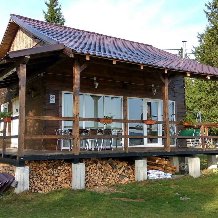 Cabana, casă de vacanță de vânzare Apuseni,Mărișel Cluj Marisel • OLX.ro