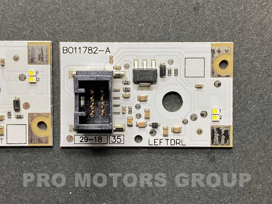 Платка Модул Фар DRL LED AUDI A3 8V 2016- B011782-A B011783-A с ...