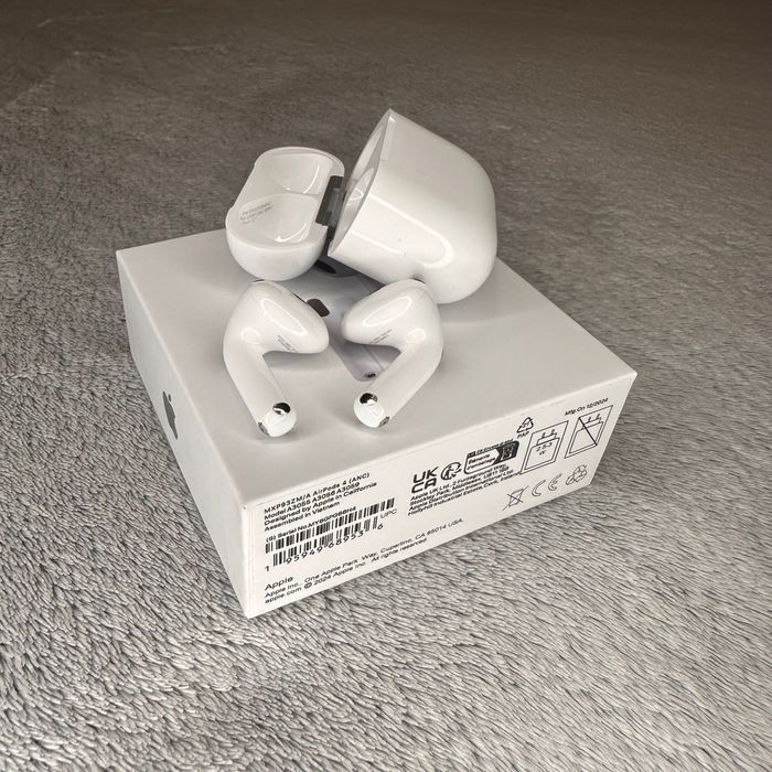 Air Pods 4 Gen безжични слушалки AirPods 4rd гр. Пловдив Старият град ...