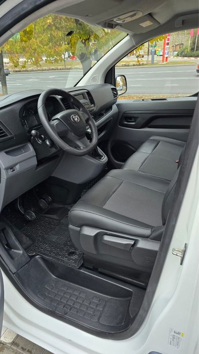 Toyota Proace 2018 Iasi • OLX.ro