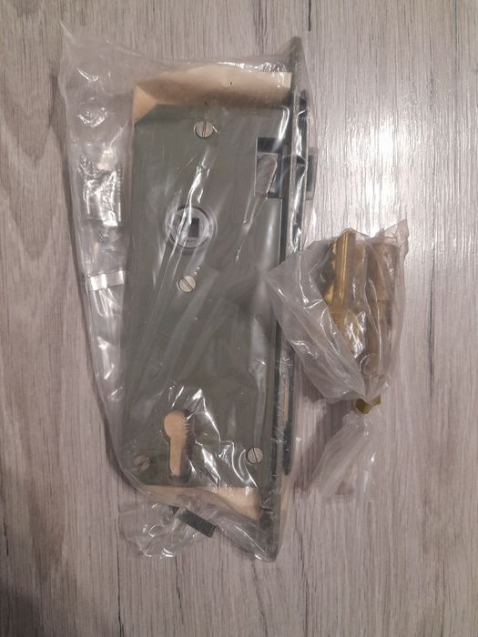 Брави за врати гр. Габрово Трендафил 1 • OLX.bg