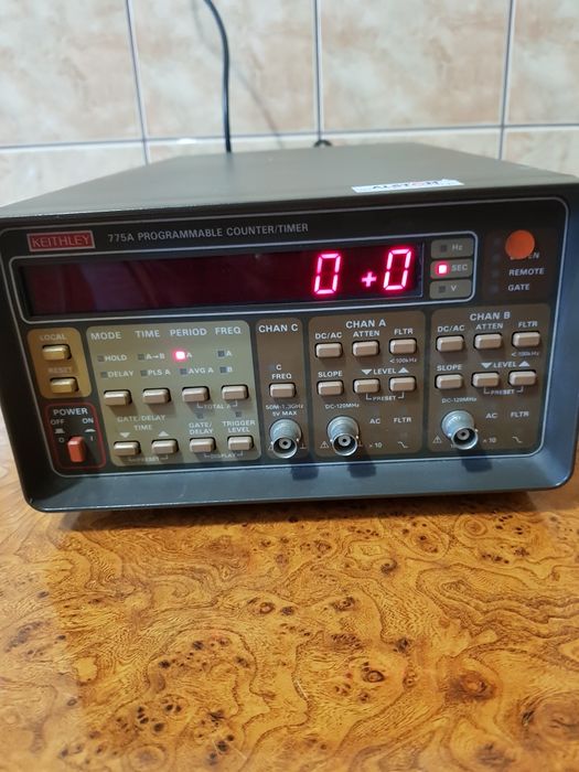 Frecvențmetru profesional de laborator keithley 775A Bucuresti Sectorul ...