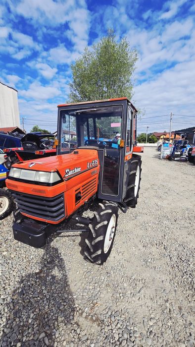 Tractor japonez kubota 27,5 cai, + freza si cabina Ramnicu Valcea • OLX.ro