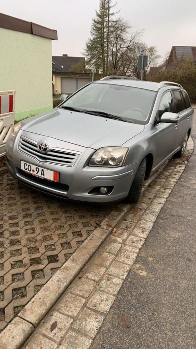 Toyota avensis 2.0 d4d Negresti • OLX.ro