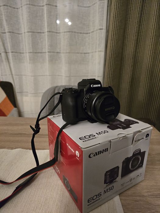 Canon EOS M50, Kit EF-M15-45mm Bucuresti Sectorul 6 • OLX.ro