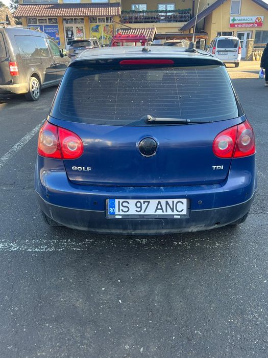 Vând Golf 5 Automat 1.9 Diesel Pascani • OLX.ro