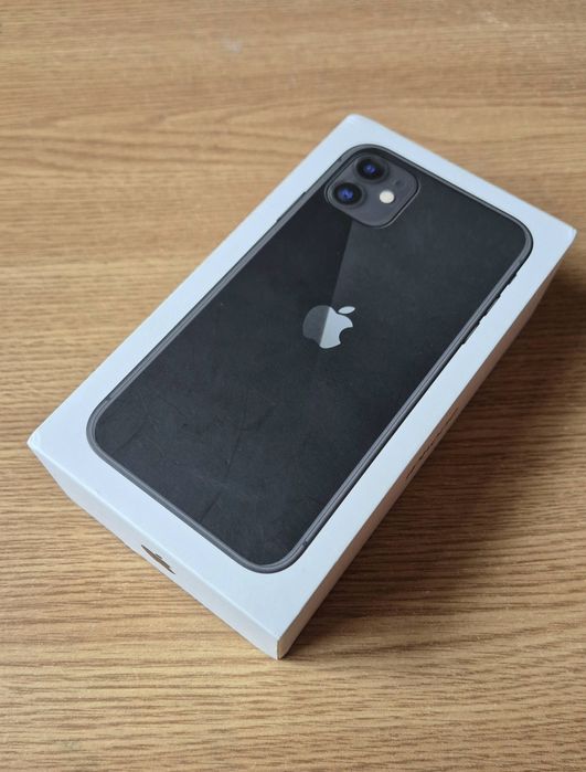 Cutie + Huse Apple iPhone 11 Black 64GB Campineanca • OLX.ro
