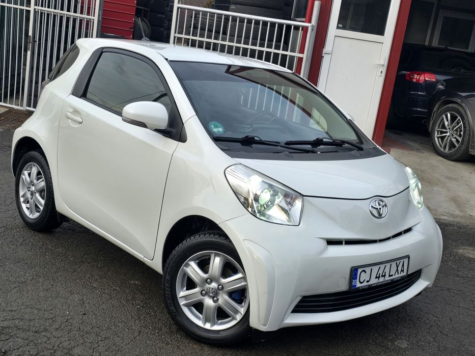 Toyota IQ - Înmatriculată- Euro5 - Alb Perlat Cluj-Napoca • OLX.ro