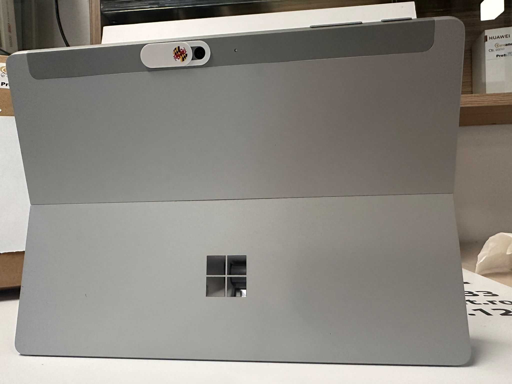 Tableta Microsoft Surface GO 3 (1926), Intel Core i3-10100Y Tableta Microsoft Surface GO 3 (1926), Intel Core i3-10100Y