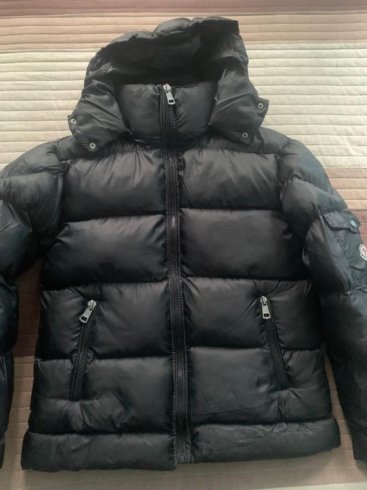 Geaca Moncler noua Podei • OLX.ro