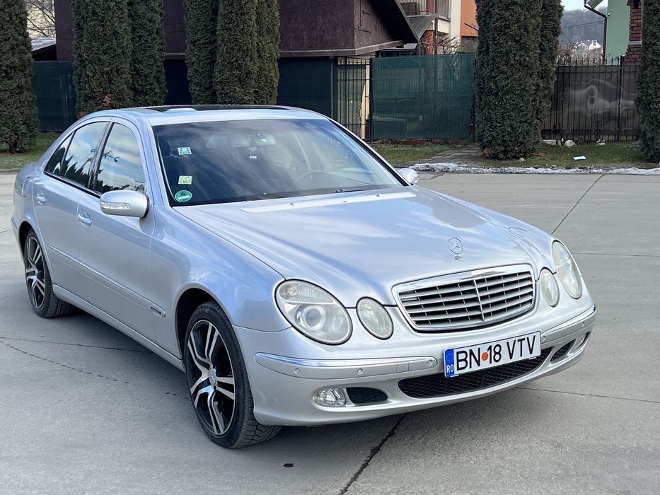 Mercedes E Class 270 W211 an fabricatie 2004 motor 2.7CDI IMPECABIL Bistrita • OLX.ro