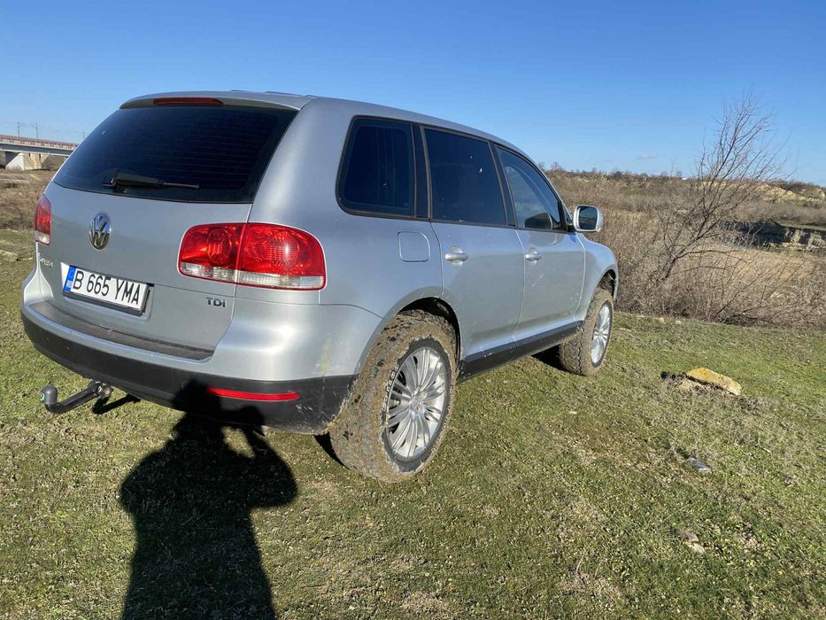 Touareg 2.5 manual bac Buzau • OLX.ro