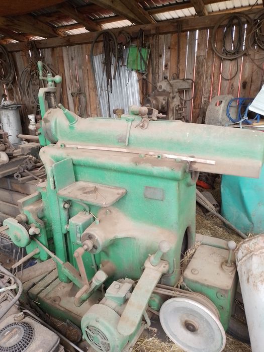 Freza universala,ciocan pneumatic,raboteza șeping Buntesti • OLX.ro