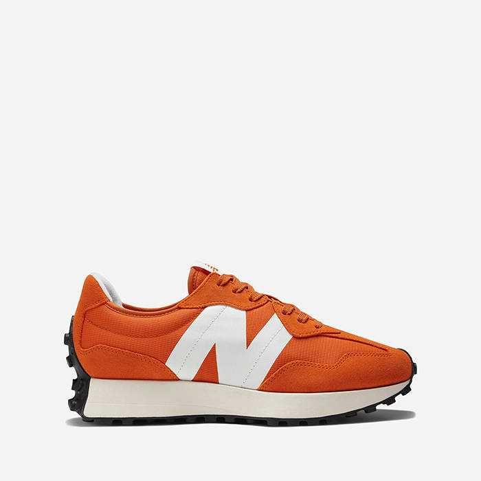 New Balance 327 nou in cutie marimea 42,5 europa sau 9 usa Iasi • OLX.ro