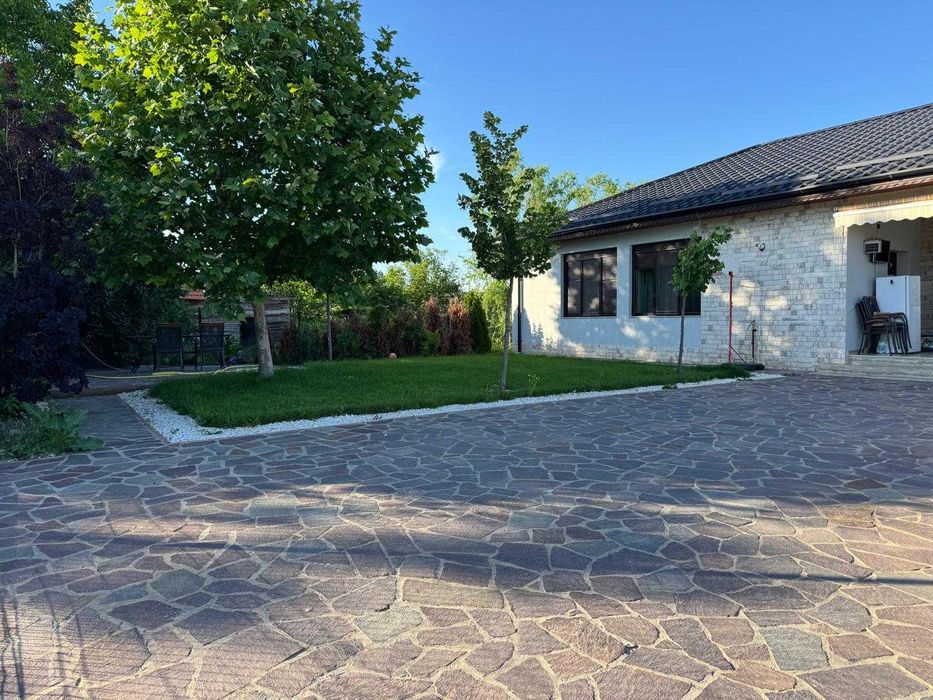 Casa de vinzare Poroschia Poroschia • OLX.ro