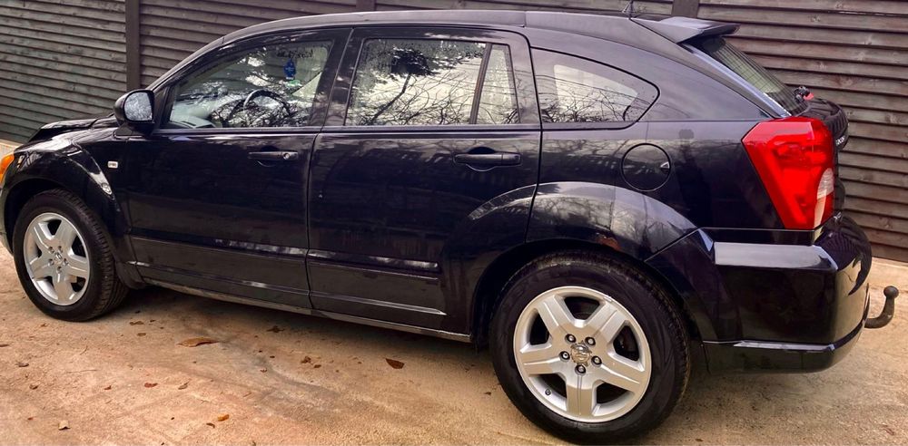 Dodge Caliber / Diesel / usor avariat Pitesti • OLX.ro