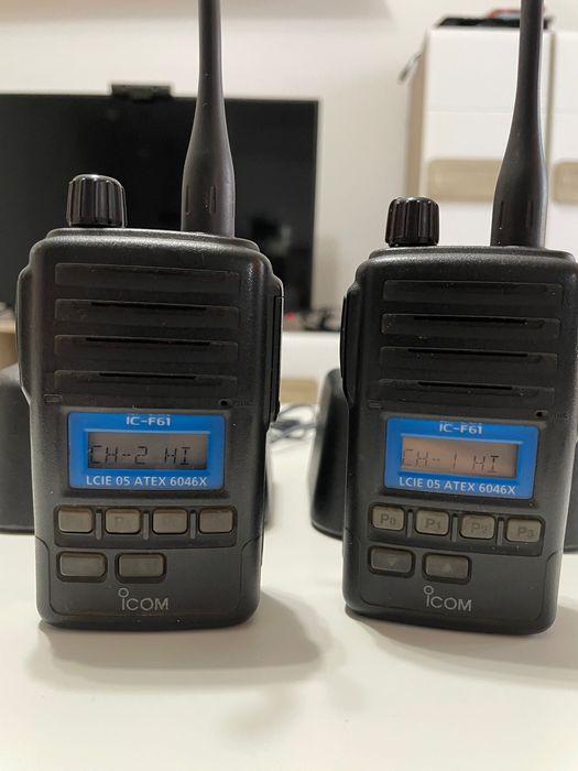 Statie portabila Icom IC-F61 ATEX (VHF/UHF) Constanta • OLX.ro